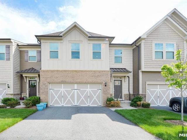 27 Winfield Dr Unit 903, Woodcliff Lake, NJ 07677