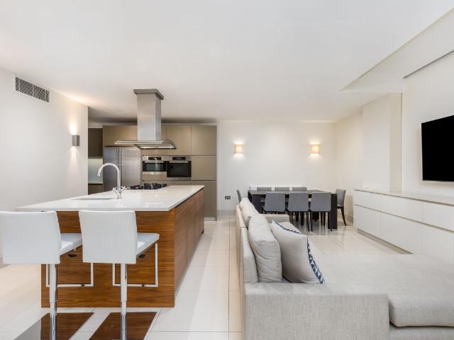 27 Wilton Row, London SW1X, 3 bed town house to rent, £13,950 pcm | PrimeLocation