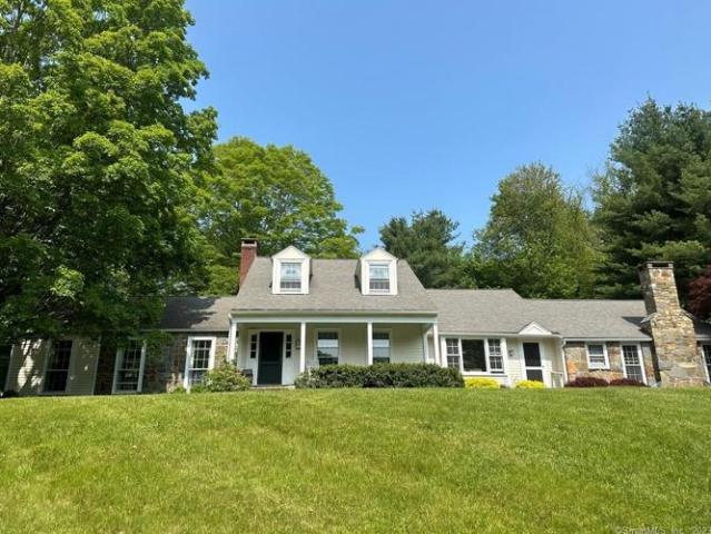 27 Woodcrest Ln, Salisbury, CT 06068