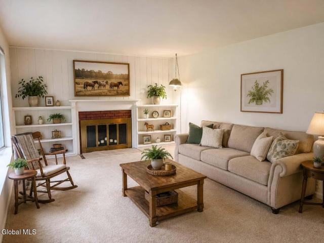 27 Woodside Drive