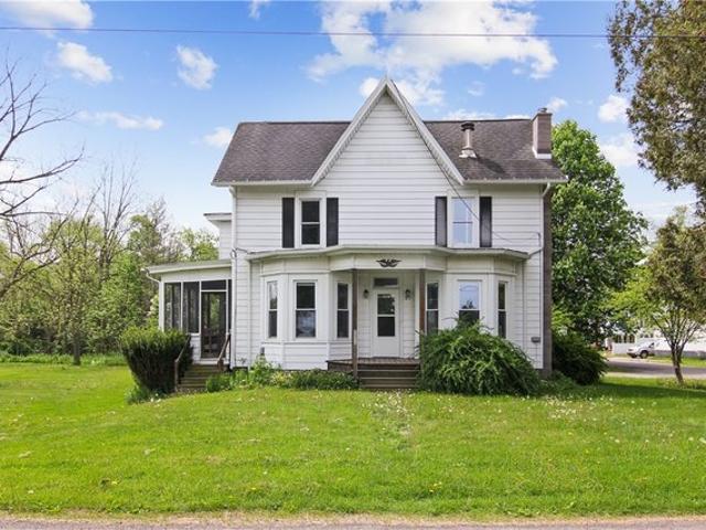 27 Academy St, Spencer, NY 14883