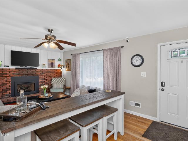27 Asprion Road