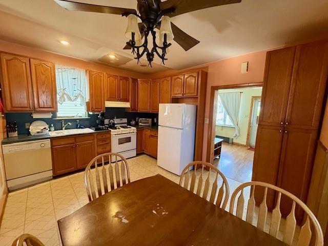 27 Aster Court