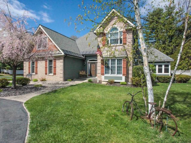 27 Arrowhead Road