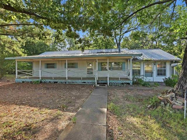 27 Art Pond Rd, Conway, AR 72032
