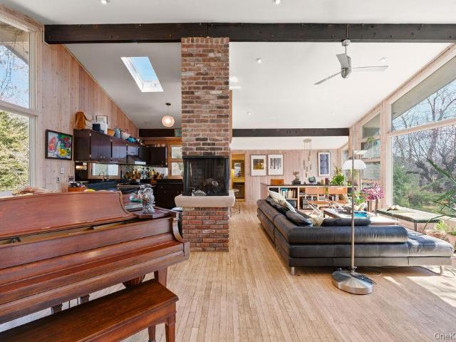 27 Atterbury Road