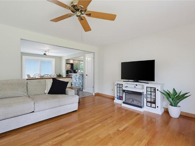 27 Bear Hill Road