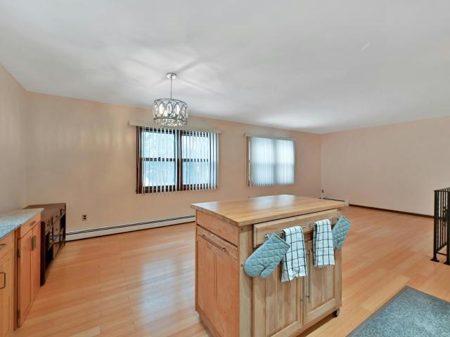 27 Beech Street, Hillsdale, US, NJ