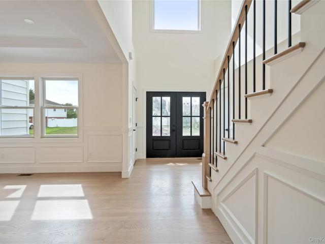 27 Belmont Circle