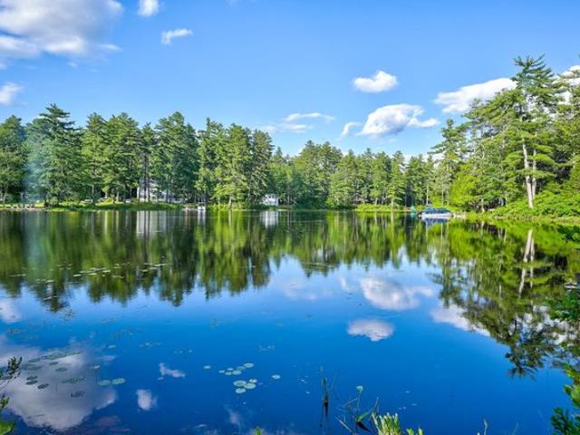27 Brook Ln, Conway, NH 03813