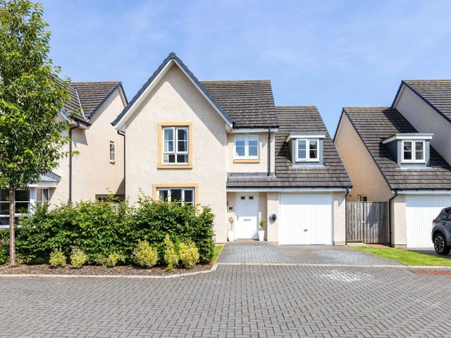 27 Branders Place, South Queensferry, Midlothian, EH30 9AQ