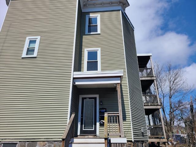 27 Buttonwood St, Unit 3, Boston, MA 02125 | MLS #73498