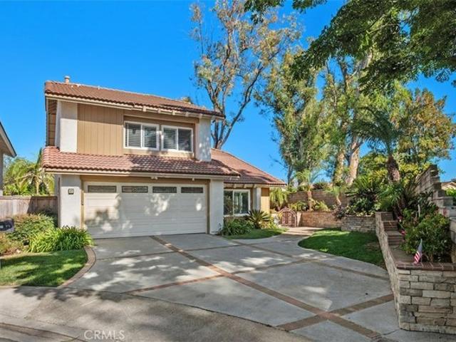 27 Campanero E, Irvine, CA 92620