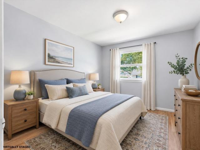 27 Carolyn Rd