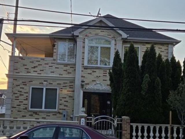 27 Cedar Grove Ave, Staten Island, NY 10306
