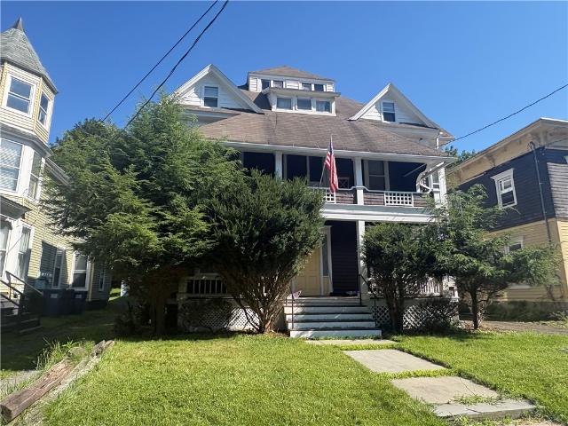 27 Cedar Street
