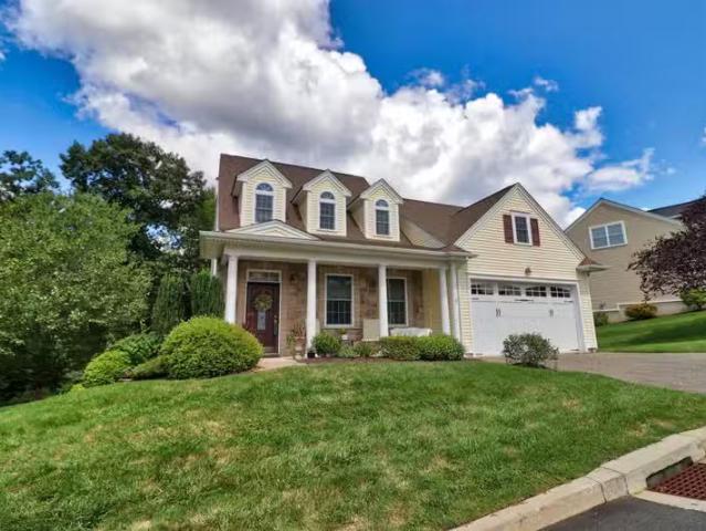 27 CHATFIELD DR # 27, BEACON FALLS, CT 06403 Condo/Townhome Fo.