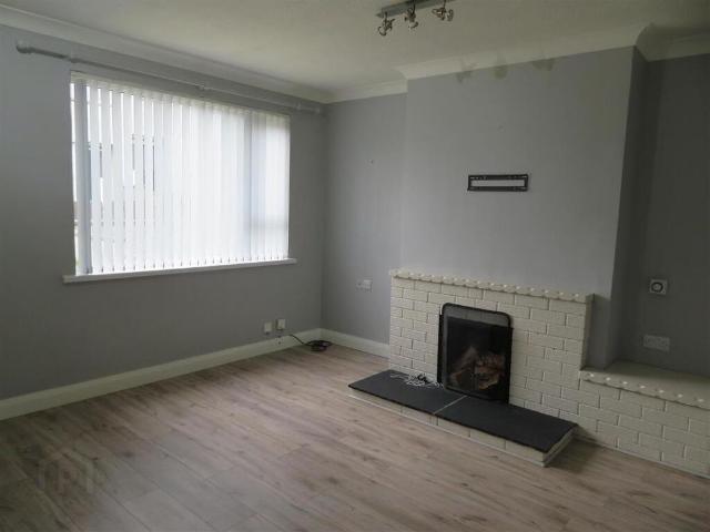 27 Churchill Place, Waringstown, BT66 7QS
