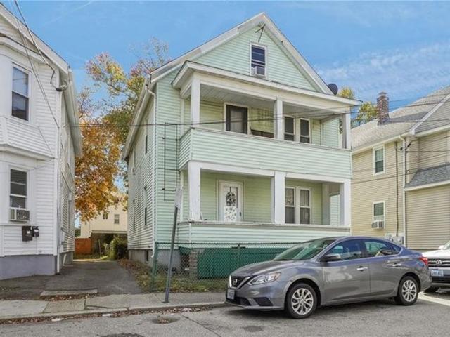 27 Collins Ave, Pawtucket, RI 02860