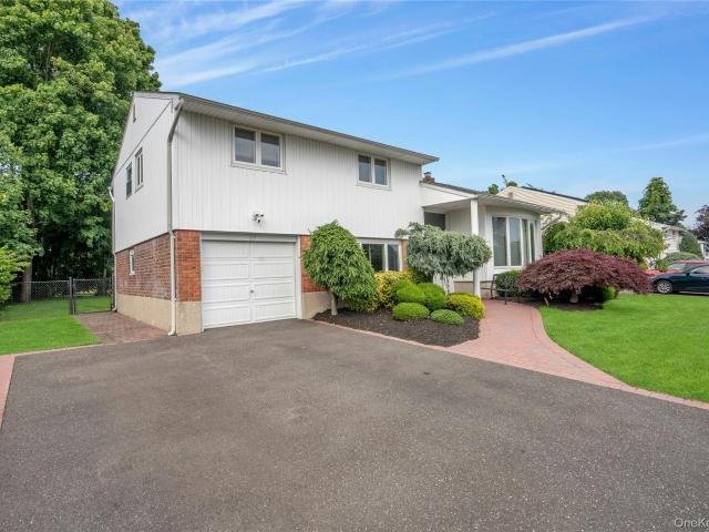 27 Coronet Lane