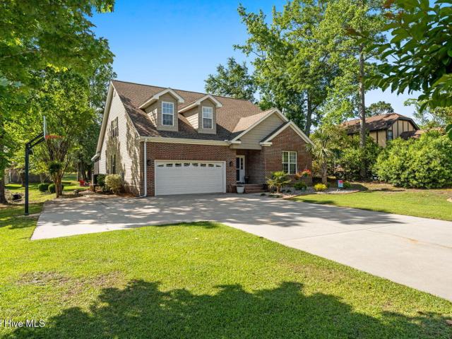 27 Country Club Drive