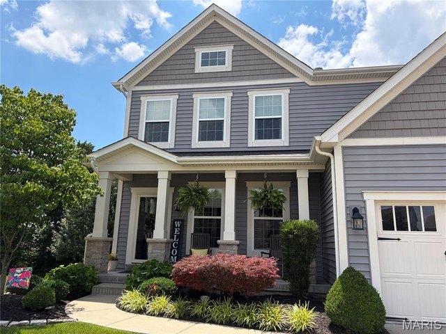 27 Country Pines Ct, Lake Saint Louis, MO 63367