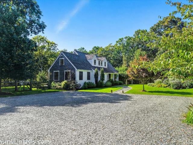 27 Clambelly Rd, Chilmark, MA 02535 | MLS #44318 | Compass