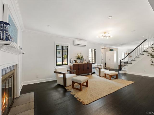 27 Clarendon Road