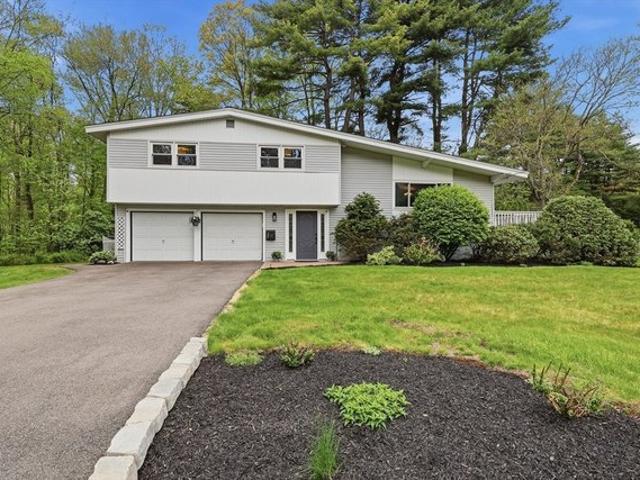 27 Clearview Dr, Framingham, MA 01701
