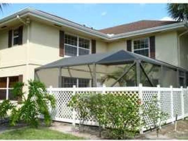 27 Clinton Ct Apt D, Royal Palm Beach, FL 33411