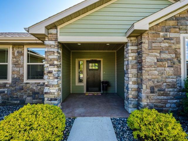 27 Club House Dr, Sheridan, WY 82801