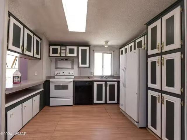 27 Crest Lane, Concho, AZ 85924 656831520