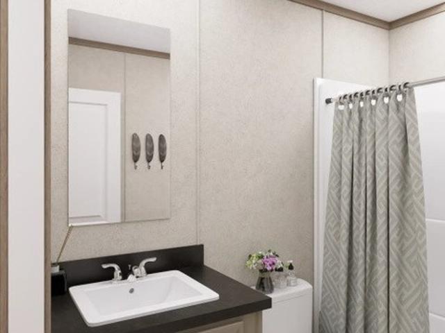 27 Crestwood Dr Unit 15, Middletown, IN 47356