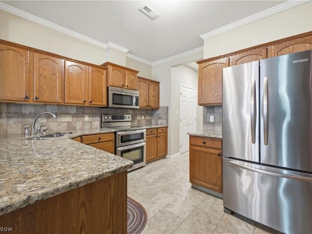 27 D Hunters Woods Drive
