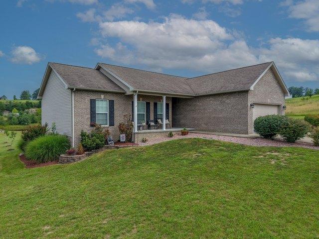 27 Dale Hollow Dr, Morehead, KY 40351