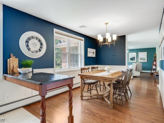 27 Dalewood Rd