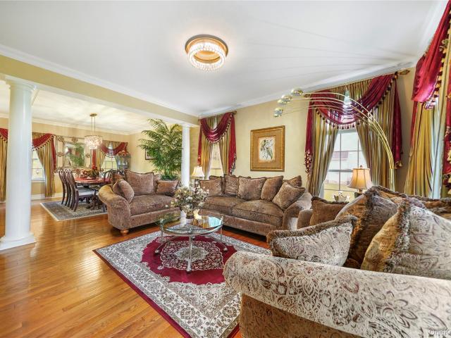 27 DeAngelis Drive