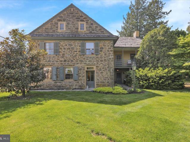 27 E Main Street