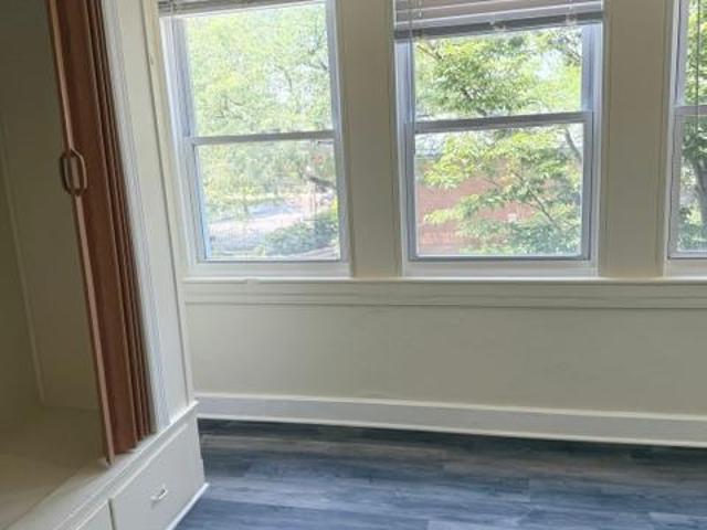 27 E Main Street # 201