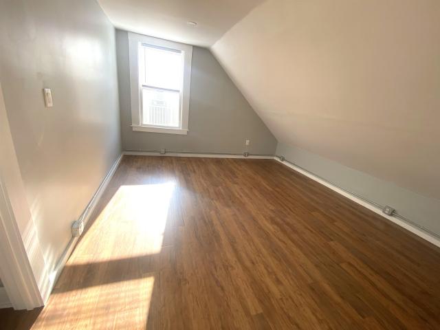 27 Elm St, Unit B, Newmarket, NH 03857 | MLS #5086