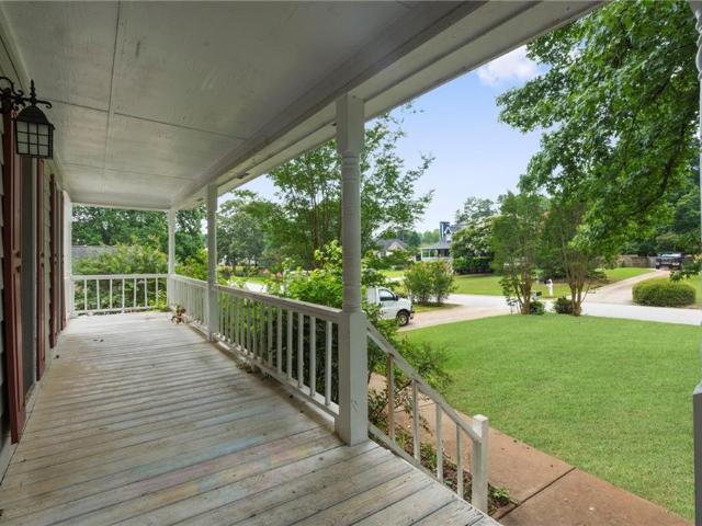 27 Faraday Drive