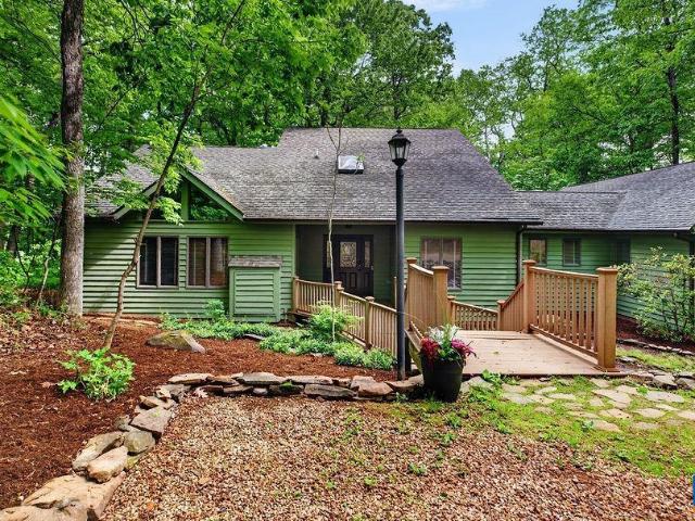 27 Fox Sparrow Ln