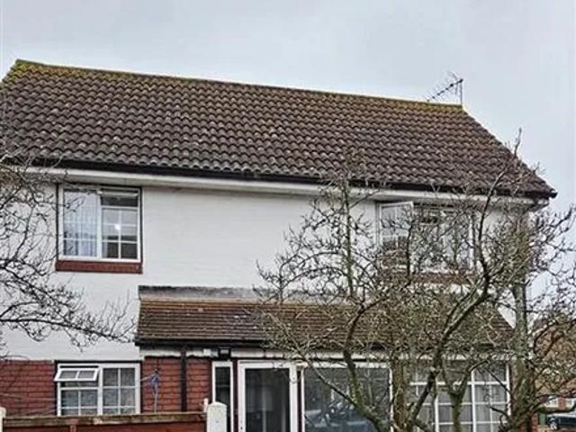 27 Giralda Close, London, E16 3SZ, United Kingdom | 3 bed house for rent #140800350 | Rentberry