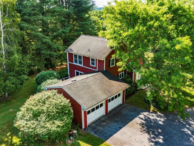 27 Goldfinch Drive