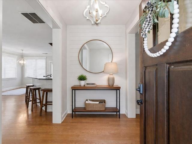 27 Grove Park Circle