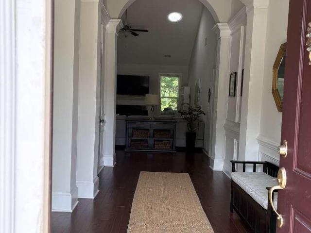 27 Guernsey Way
