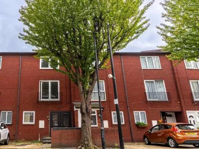 27 Hannibal Road, London, E1 3JD, United Kingdom | 4 bed townhouse for rent #134300275 | Rentberry