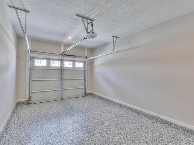 27 Hardwood Rd