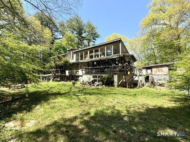 27 Huckleberry Ln, Weston, CT 06883
