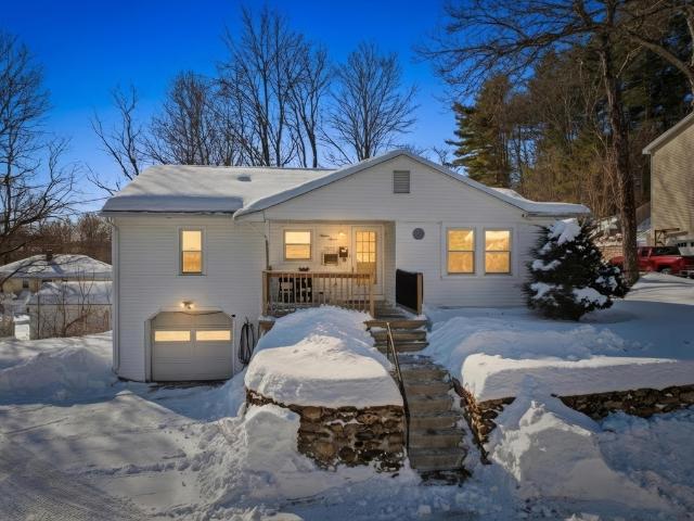 27 Jerome St, Southbridge, MA 01550 | MLS #73474 | Compass